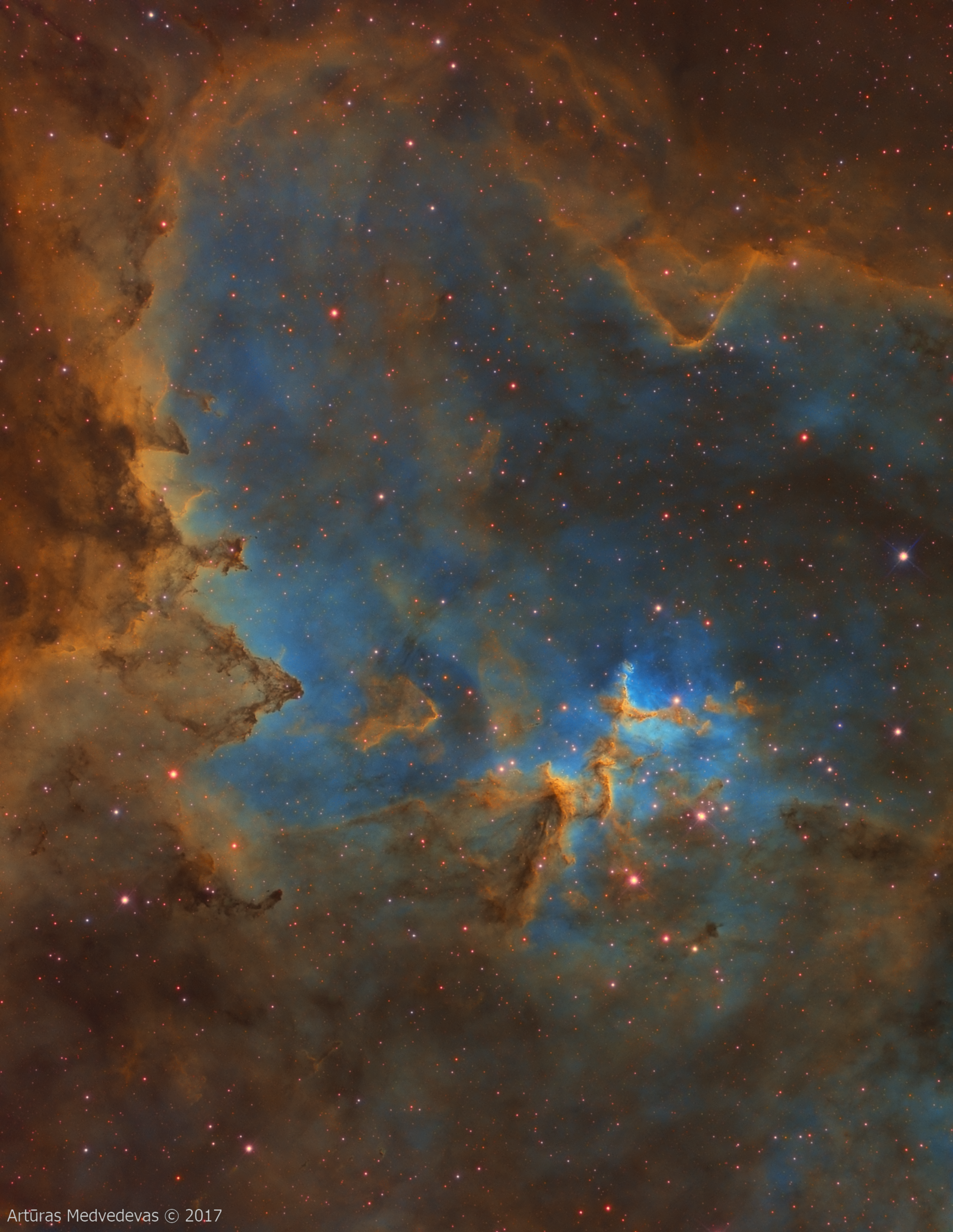 Melotte 15 in SHO : r/astrophotography